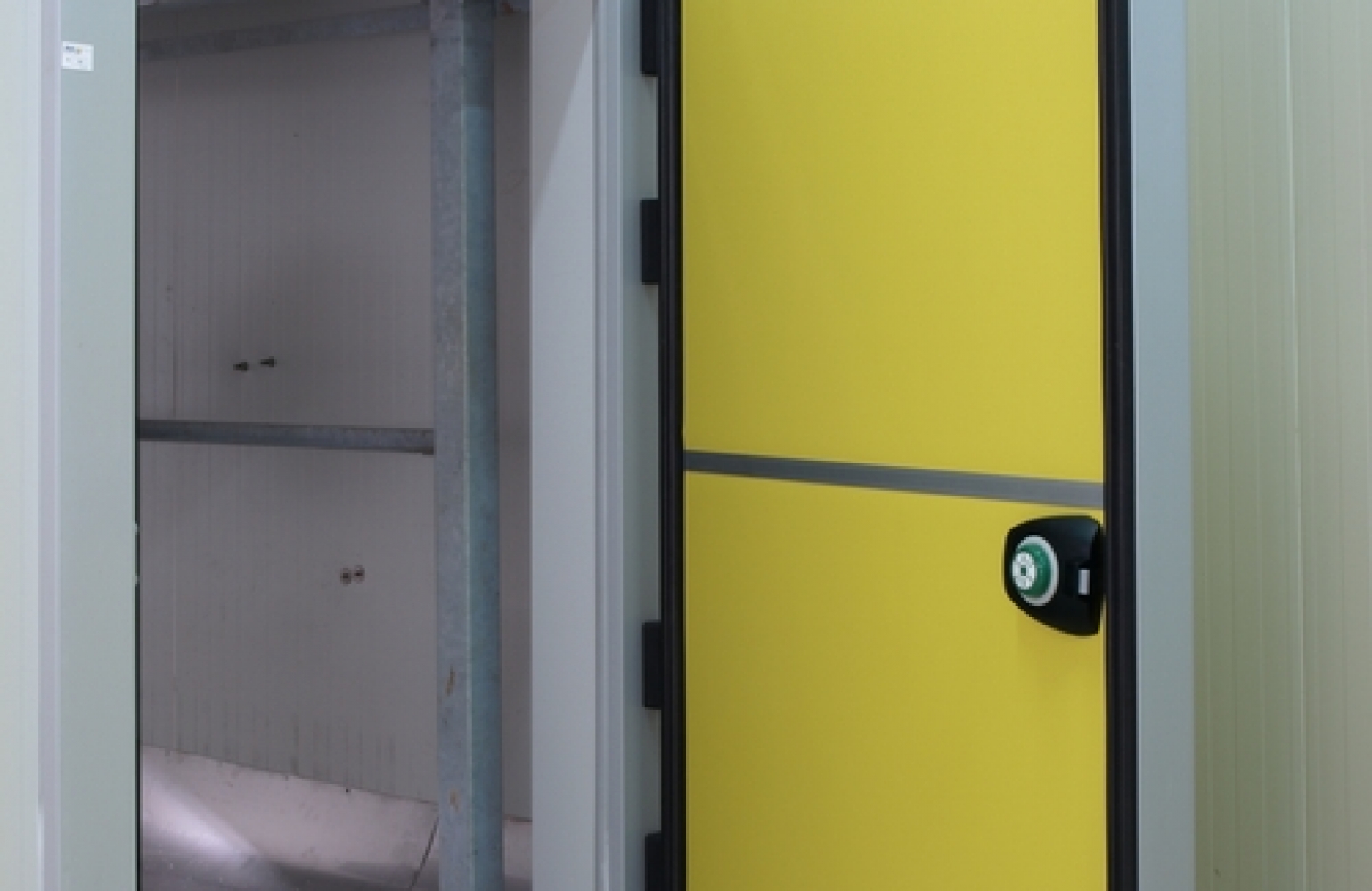 Cold Storage Doors - Commercial Entry Service | San Diego